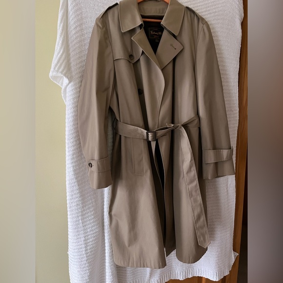 Botany 500 | Jackets & Coats | Vintage Botany 50 Tan Trench Coat | Poshmark